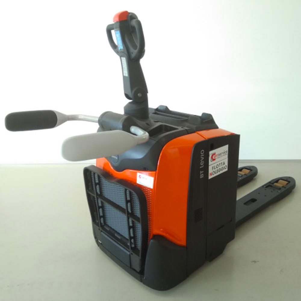 Transpallet elettrico Toyota lpe 200 - Carr Service